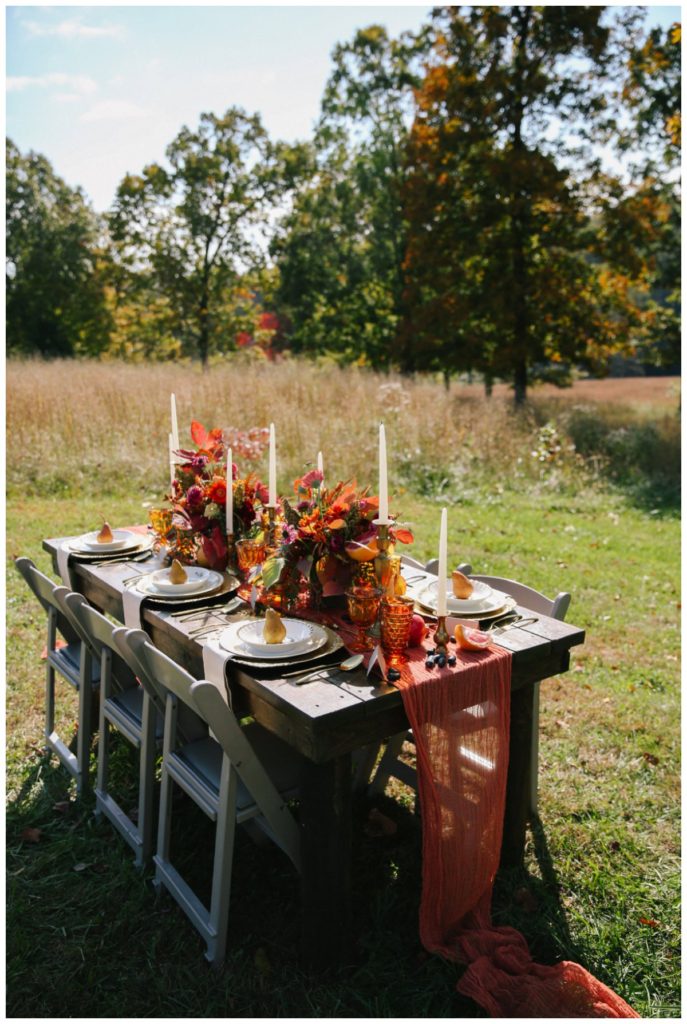 How to Make a DIY Table Runner for Thanksgiving | Custom Love Gifts